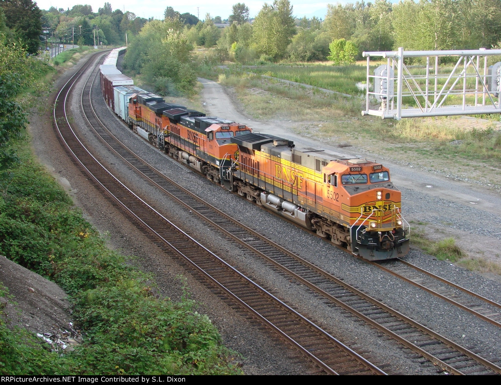 BNSF 5502 East